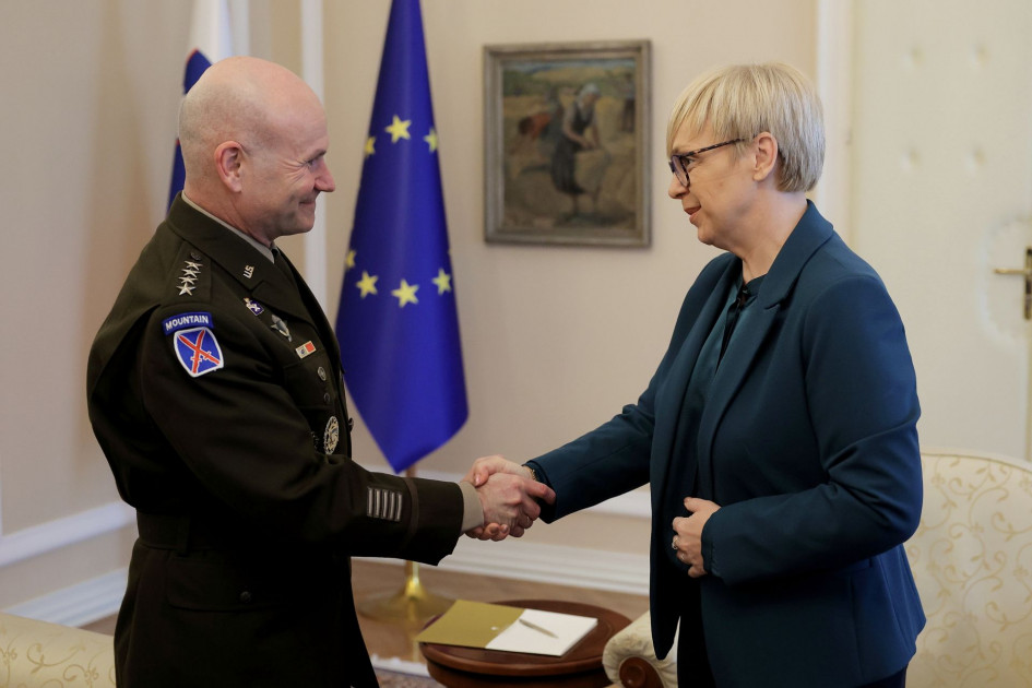 President Pirc Musar receives General Cavoli, NATO Supreme Allied ...