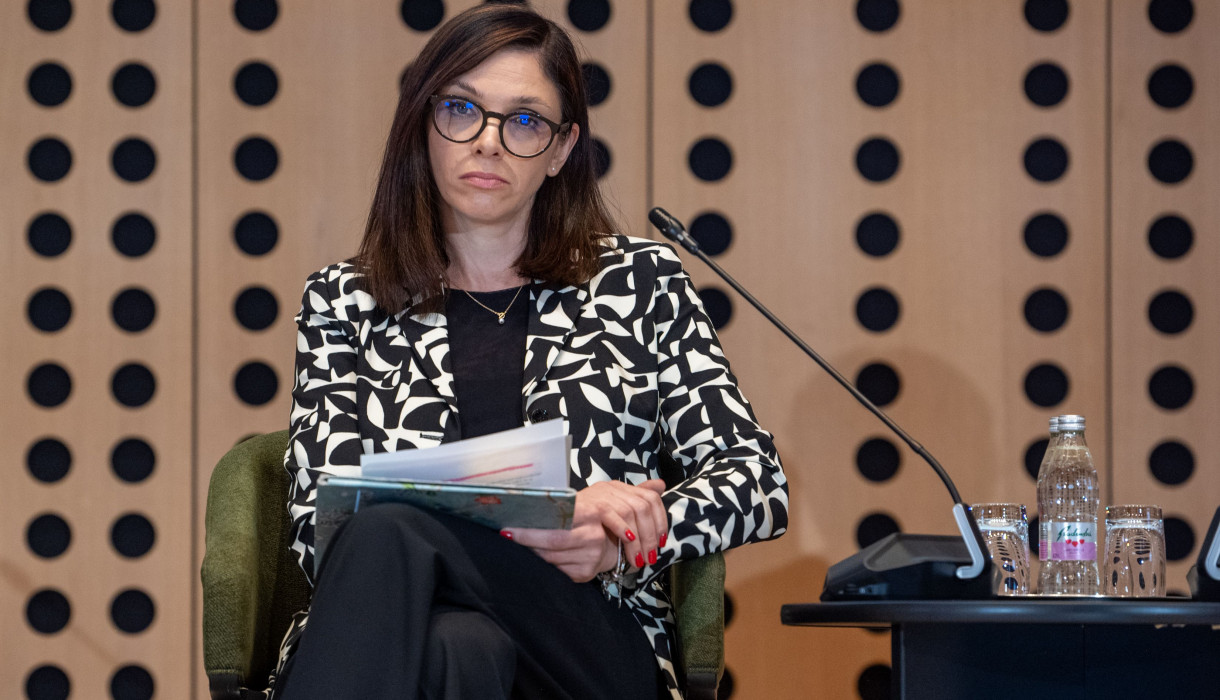Tretji Predsedničin forum o NEnasilju: Potreben je takojšen ...