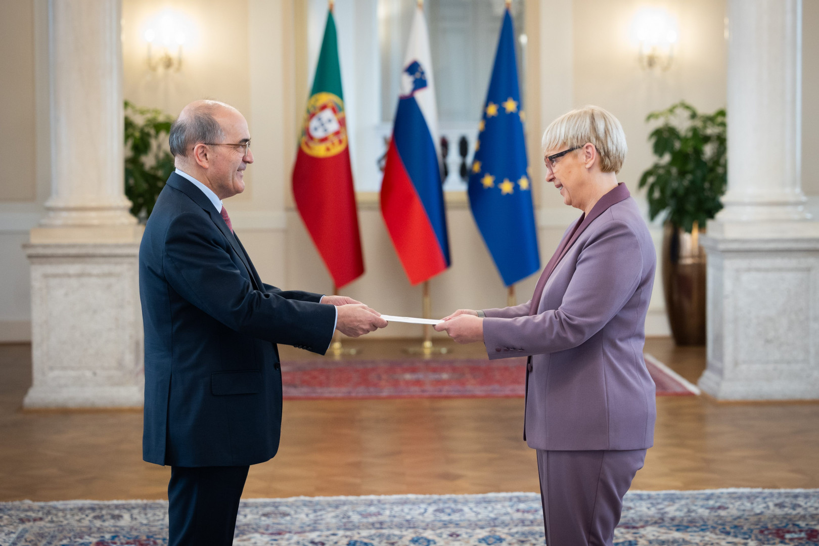 The President of the Republic receives letters of credence from three ...